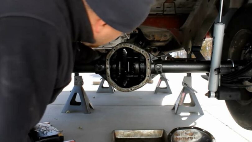 What Are Lockers on a Jeep? (2021) - Mechanic Guides