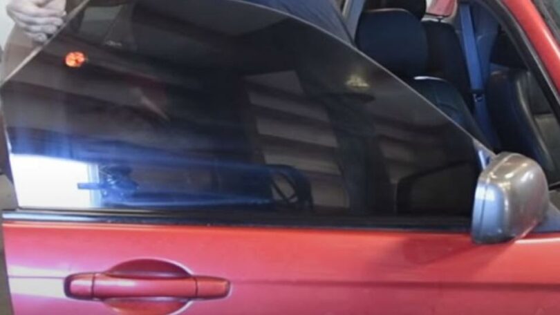 How to Remove Window Tint Glue | Top Tips & Tricks - Mechanic Guides
