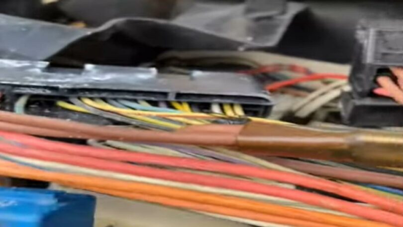 How to Clean Electrical Contacts | Detailed Guide - Mechanic Guides