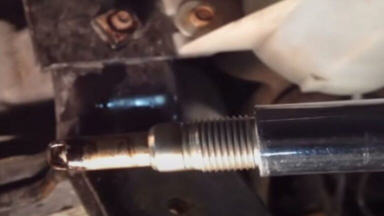 How to Change Spark Plugs Ford F150 4.6 L Engine - Mechanic Guides