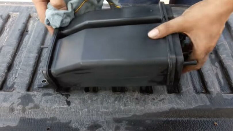 Bad EVAP Canister Symptoms (%%currentyear%% Guide) - Mechanic Guides